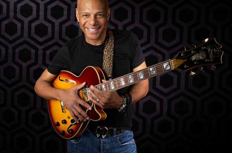 Put Some Soul Into Your Jazz Solos with 6 Free Guitar Lessons from Mark ...